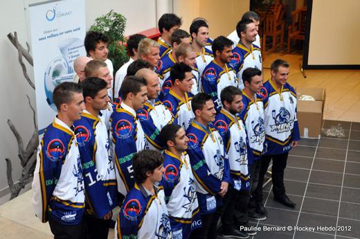 Hockey sur glace : Reims : nouveau maillot - Division 1 : Reims (Les ...